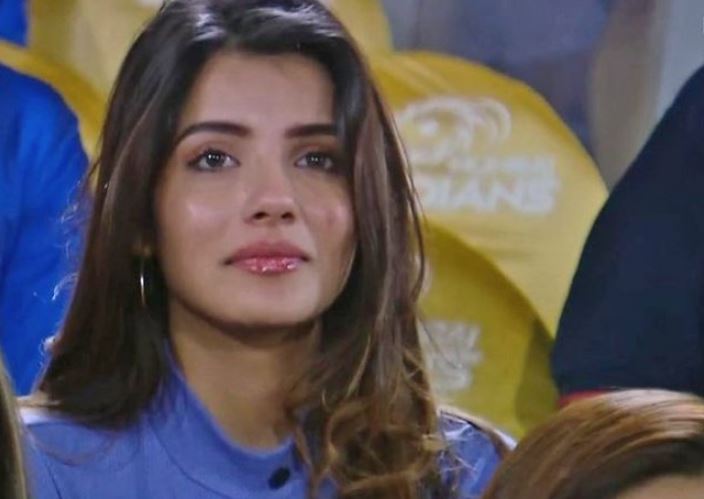 IPL 2019: After The RCB Girl, The Fans Saw The MI Girl In The Final