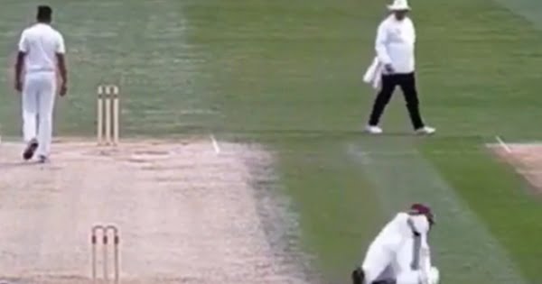 WATCH - Marcus Trescothick Finds A Unique Way Of Running Between Wickets