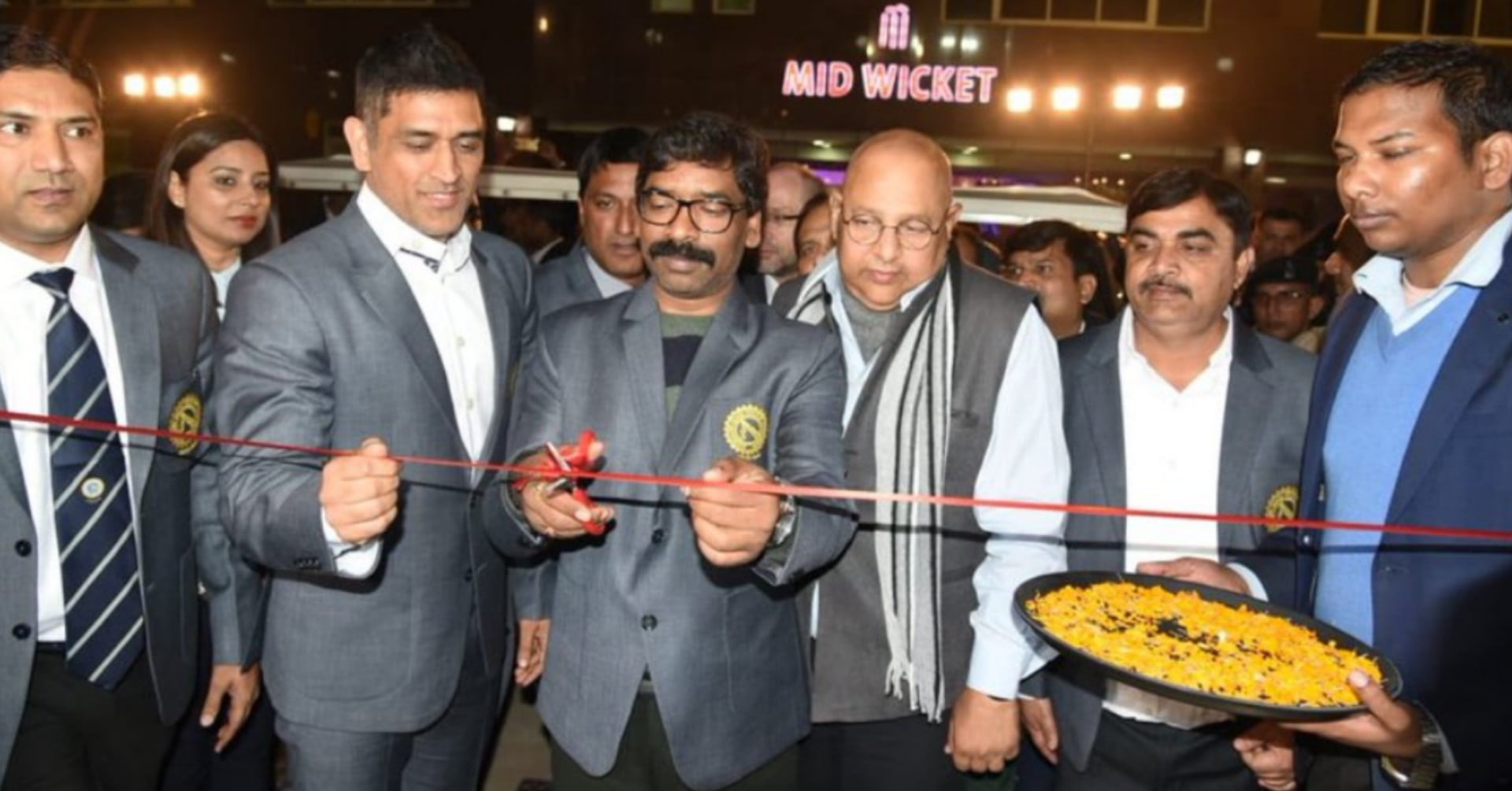 MS Dhoni Inaugurates New Facilities At JSCA With Jharkhand CM