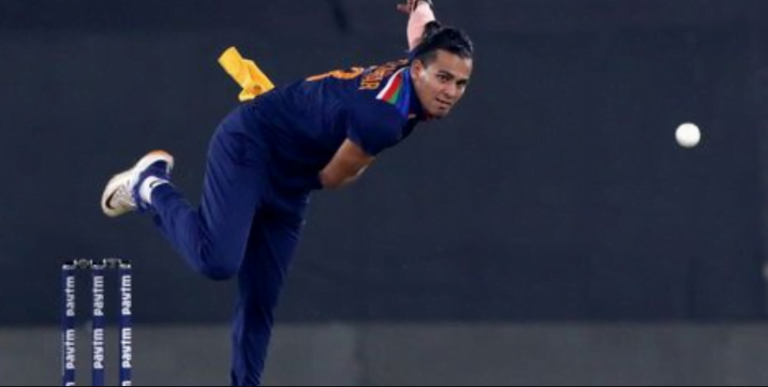 Wanindu Hasranga Replied To Aggression From Rahul Chahar With A Smile