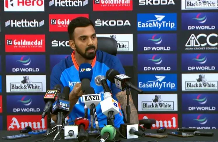 Journalist Asks Whether Virat Kohli Should Open IN T20 WC, KL Rahul ...