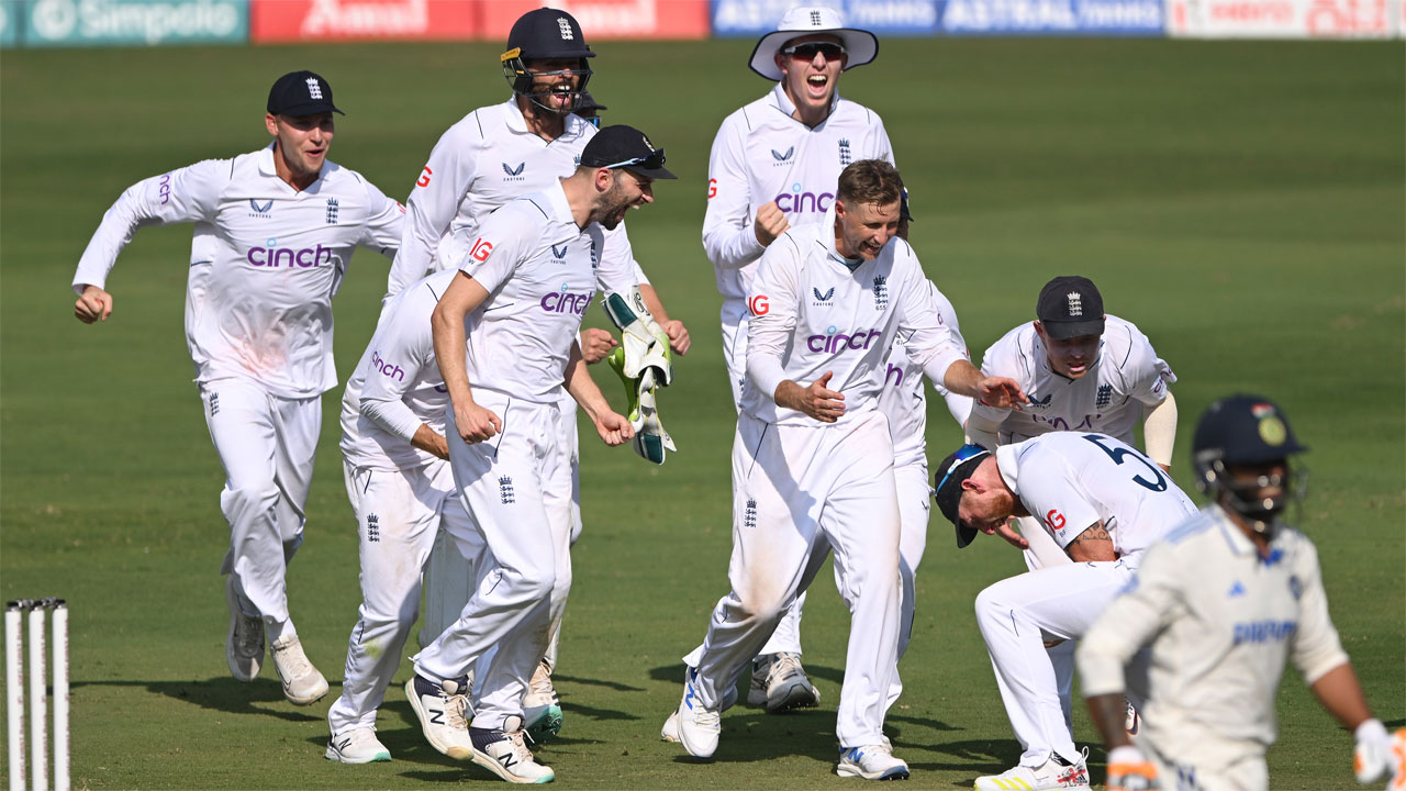 WATCH: Ben Stokes runs out Ravindra Jadeja with stunning reverse throw