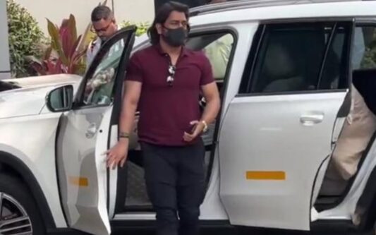 MS Dhoni Graces Anant Ambani's Grand Pre-Wedding Bash In Jamnagar