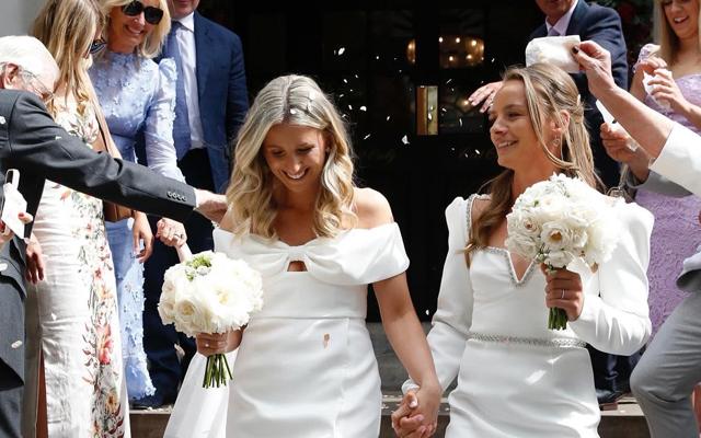 England player Danni Wyatt marries long-time partner Georgie Hodge