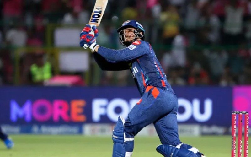 Abdul Samad Smashes 26 Runs in One Over Off Sandeep Sharma