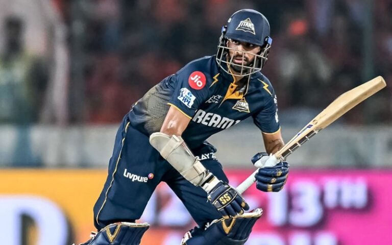 "Other players get regular chances, only my son doesn't get them ...