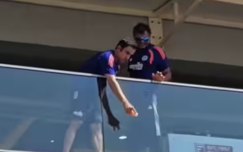 Gautam Gambhir Earns Praise After Sharing Juice With Fans